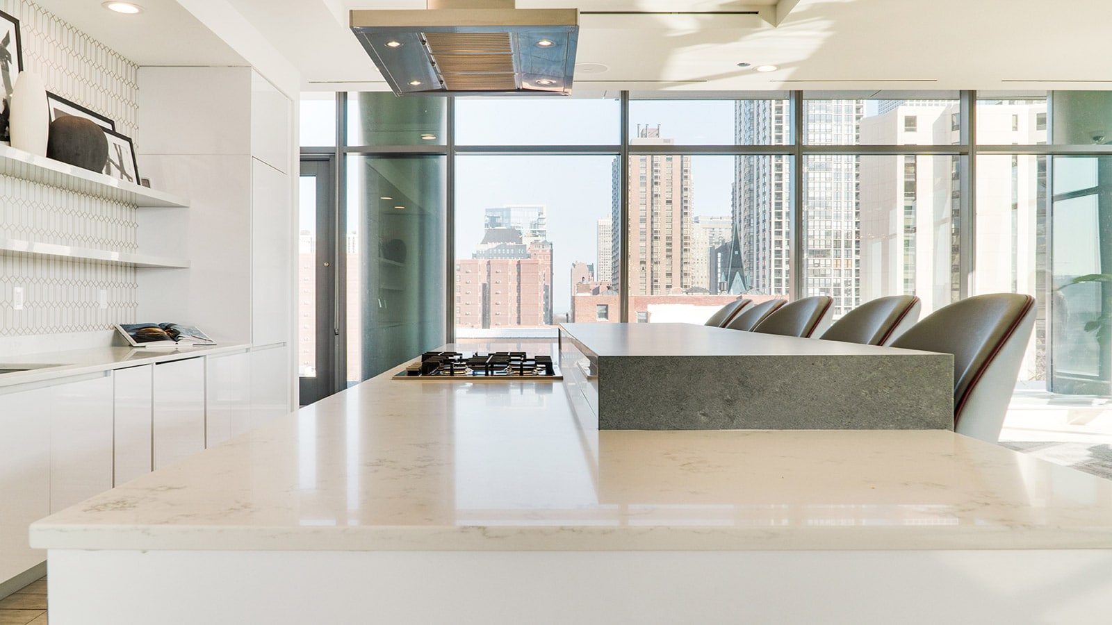 3 Different Ways to Design an Open Kitchen - PORCELANOSA TrendBook