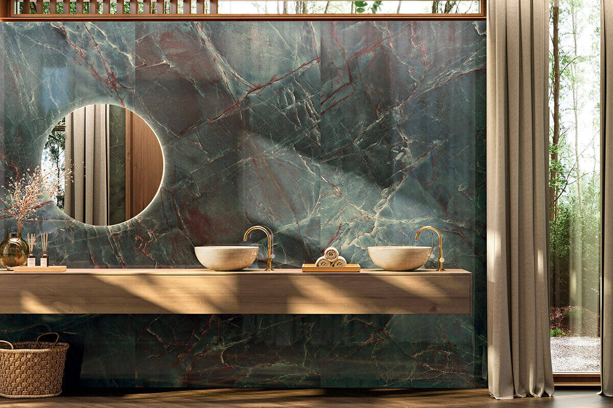 Green Marble Bathroom Bathroom Design: Pretty Ensuite With Bold Green