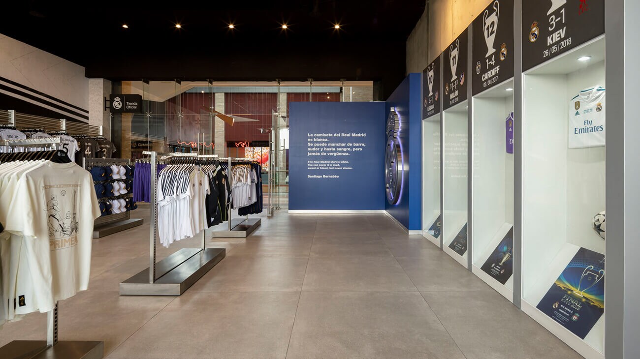 UNO by Real Madrid: Legends of Passion | Porcelanosa